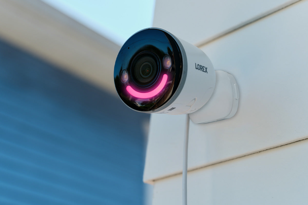 Lorex 4K Spotlight Indoor/Outdoor Wi-Fi Security Camera with Smart ...